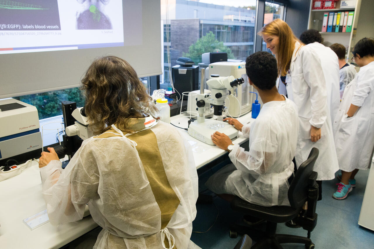 Von der ersten Waage bis zum 3-D-Körperscanner | Max Delbrück Center