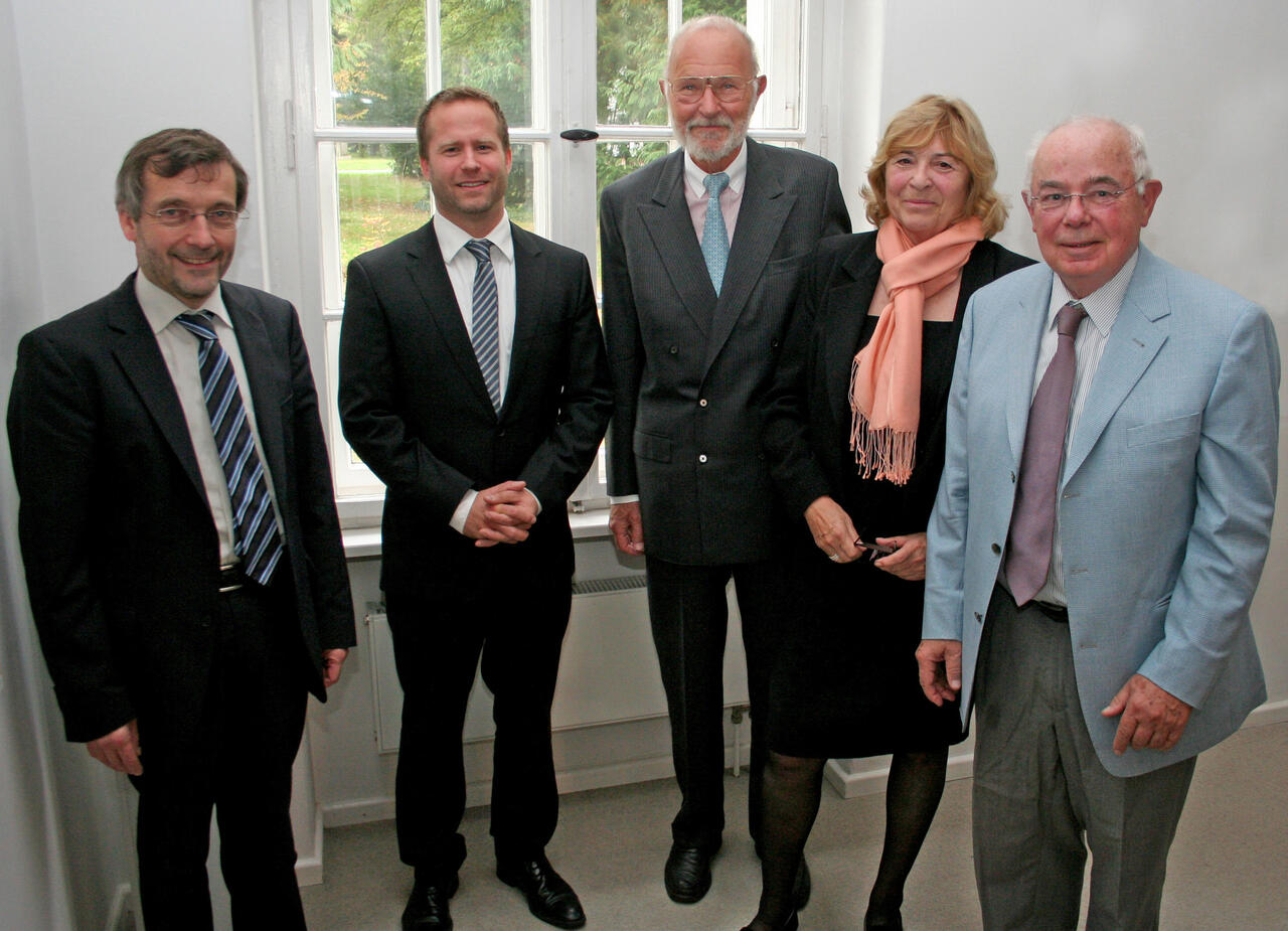 Hans-Schildbach-Stiftungsprofessur für Prof. Kai Schmidt-Ott | Max ...