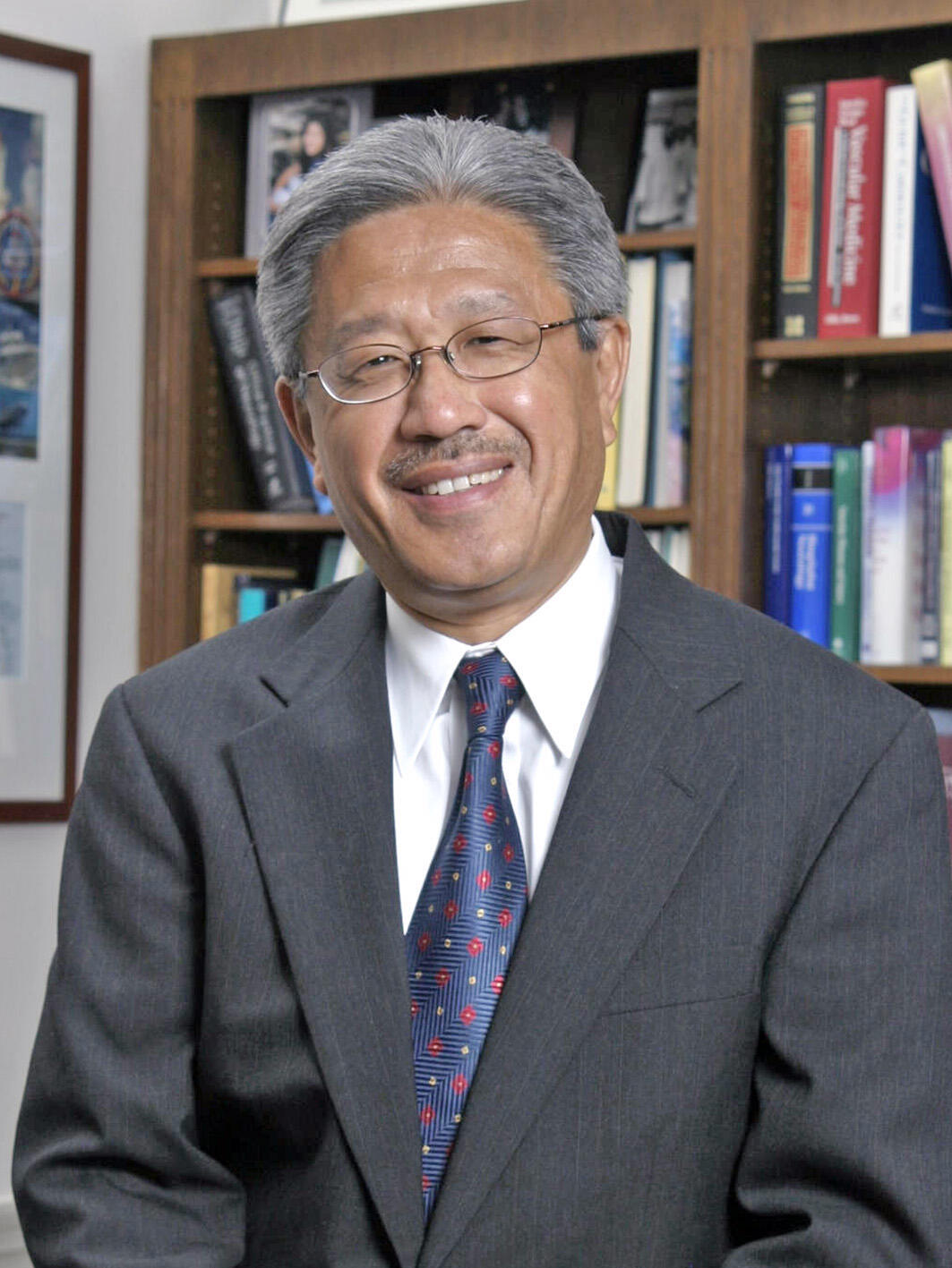 Victor J. Dzau from Duke University Awarded Max Delbrück Medal | Max ...